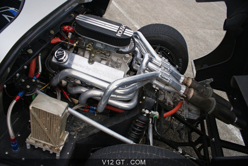 Essai d'une automobile GT Classic et d'une Classic : la Ford GT et la ...