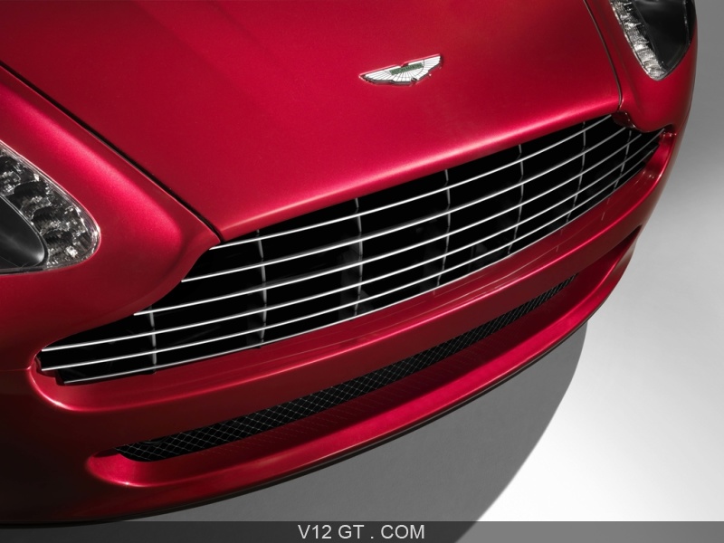 Aston Martin V8 Vantage rouge calandre / Aston Martin / Photos GT / Les ...