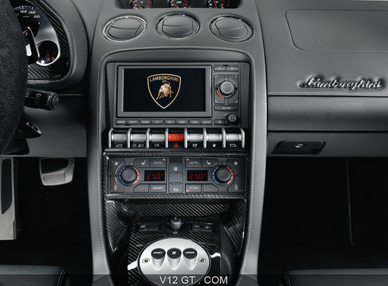 Essai d'une automobile GT : la Lamborghini Gallardo LP570-4 Superleggera