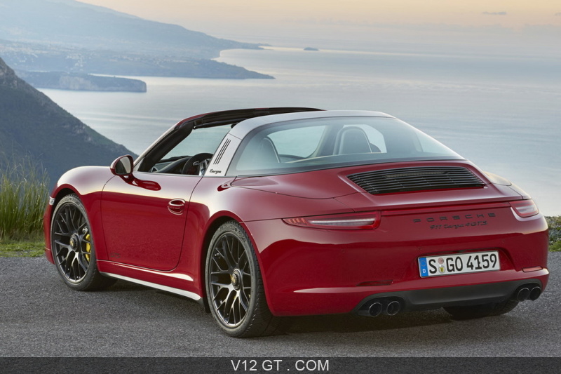 Porsche a dévoilé au Salon de Detroit la version restylée de son ...